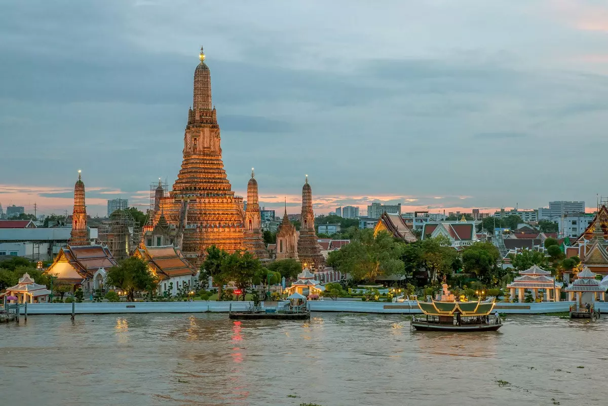 Bangkok to chaos, hałas i... to będą najbardziej gorączkowe dwa dni w Twoim życiu