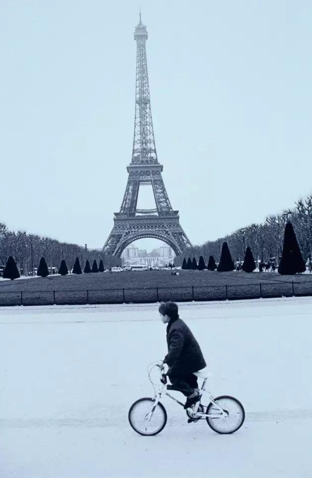 Pariz da ga provede kao patuljak