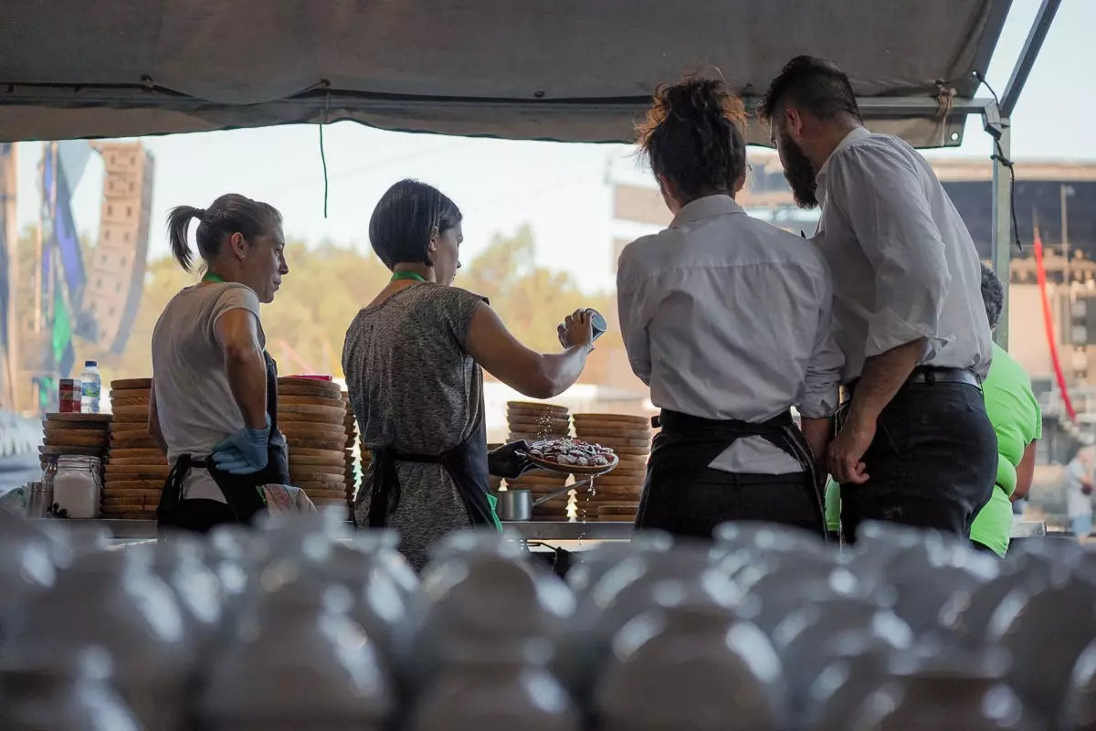 Gastronomy is the other fundamental part of a good Galician festival