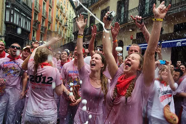 San Fermin salta calimocho