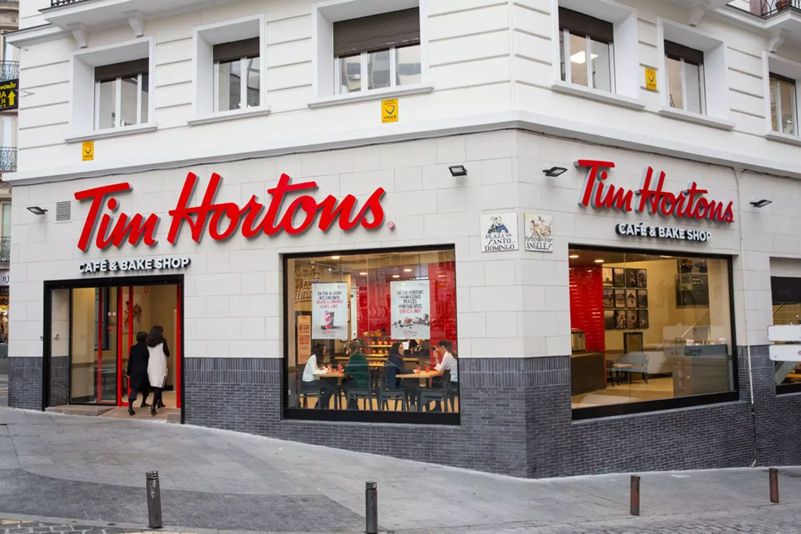 Facciata di Tim Horton Madrid