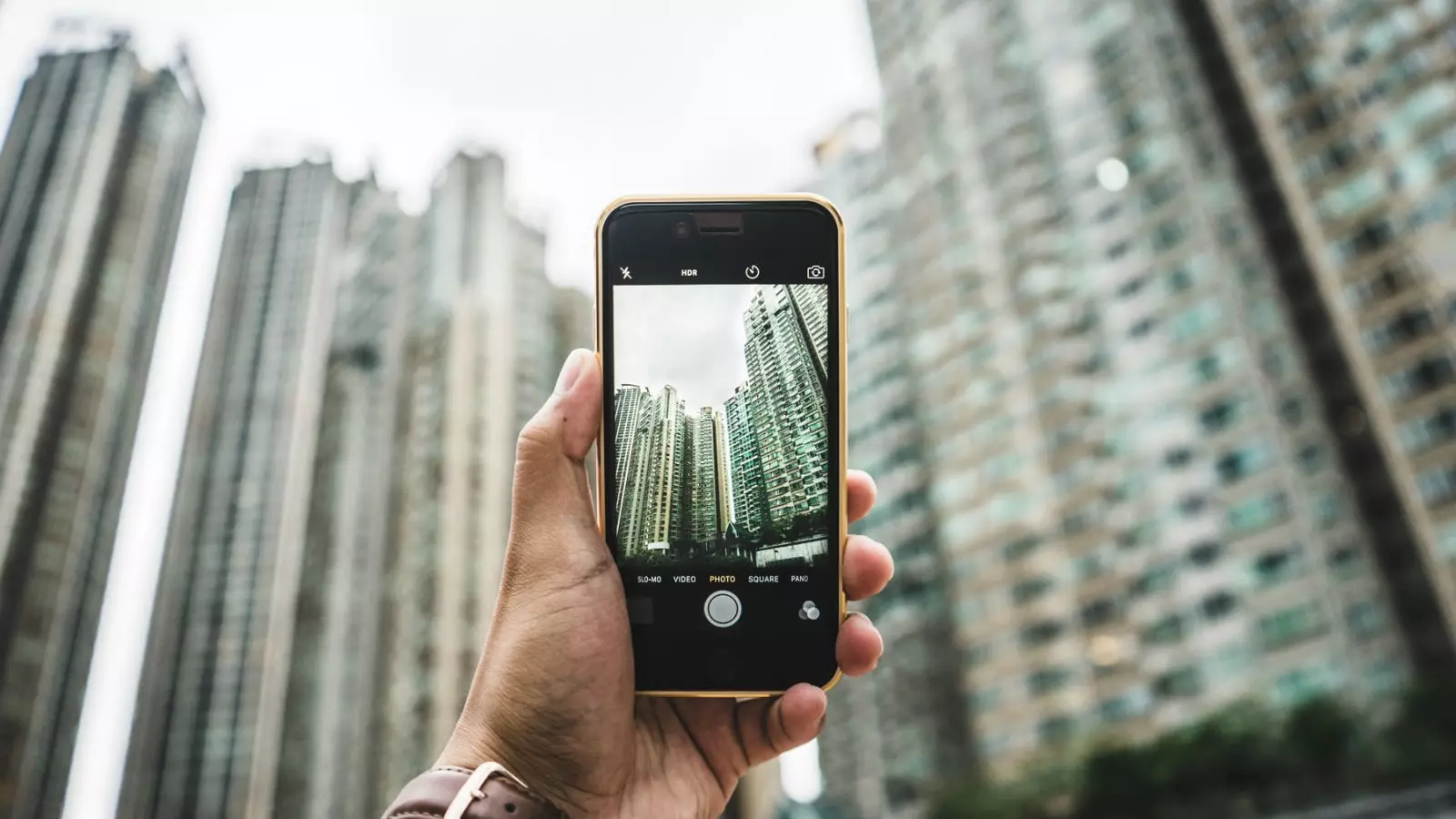 Perjalanan tanpa telefon bimbit...mustahil