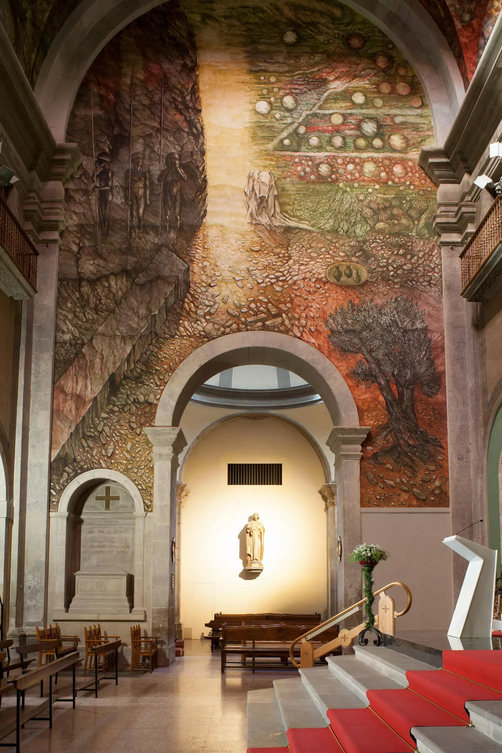 Mural in the church of Tàrrega