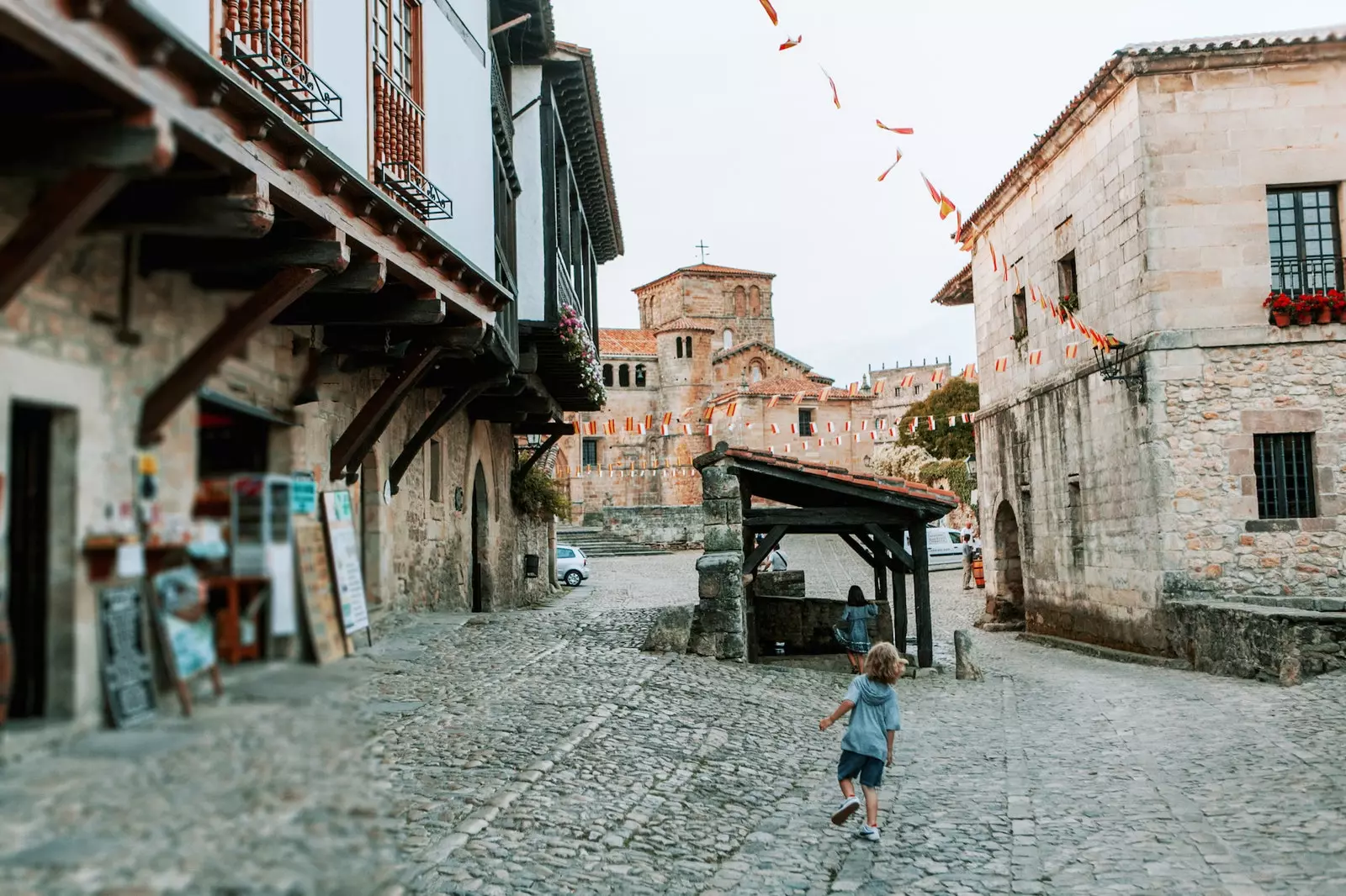 أصبحت Santillana del Mar عاصمة السياحة الريفية لعام 2019