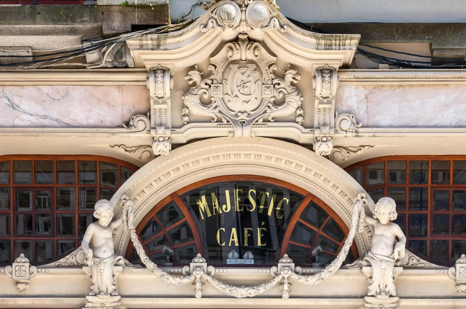 Porto ne serait pas la même sans le Majestic Café