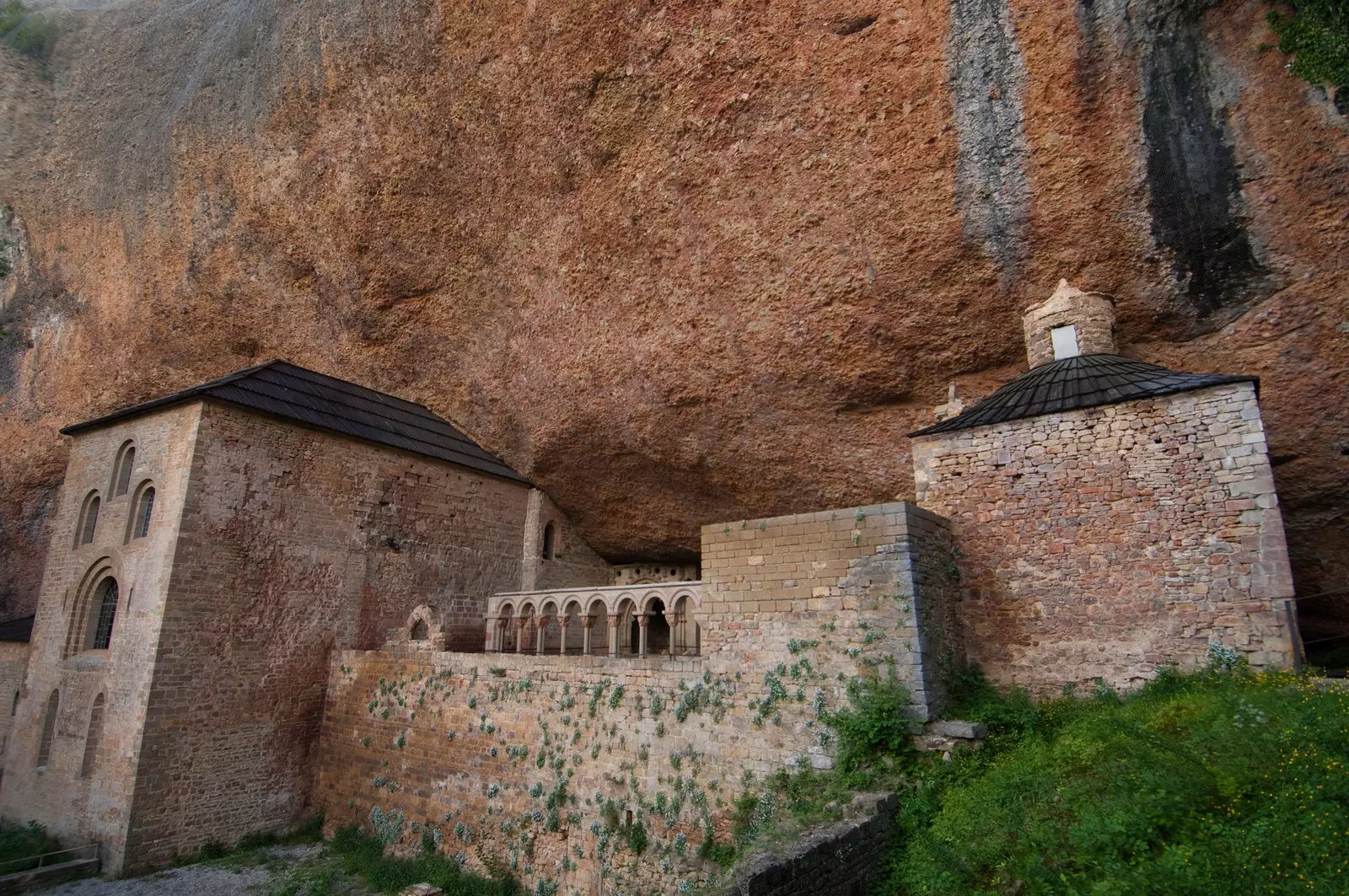 Qadimgi San-Xuan de la Peña monastiri.