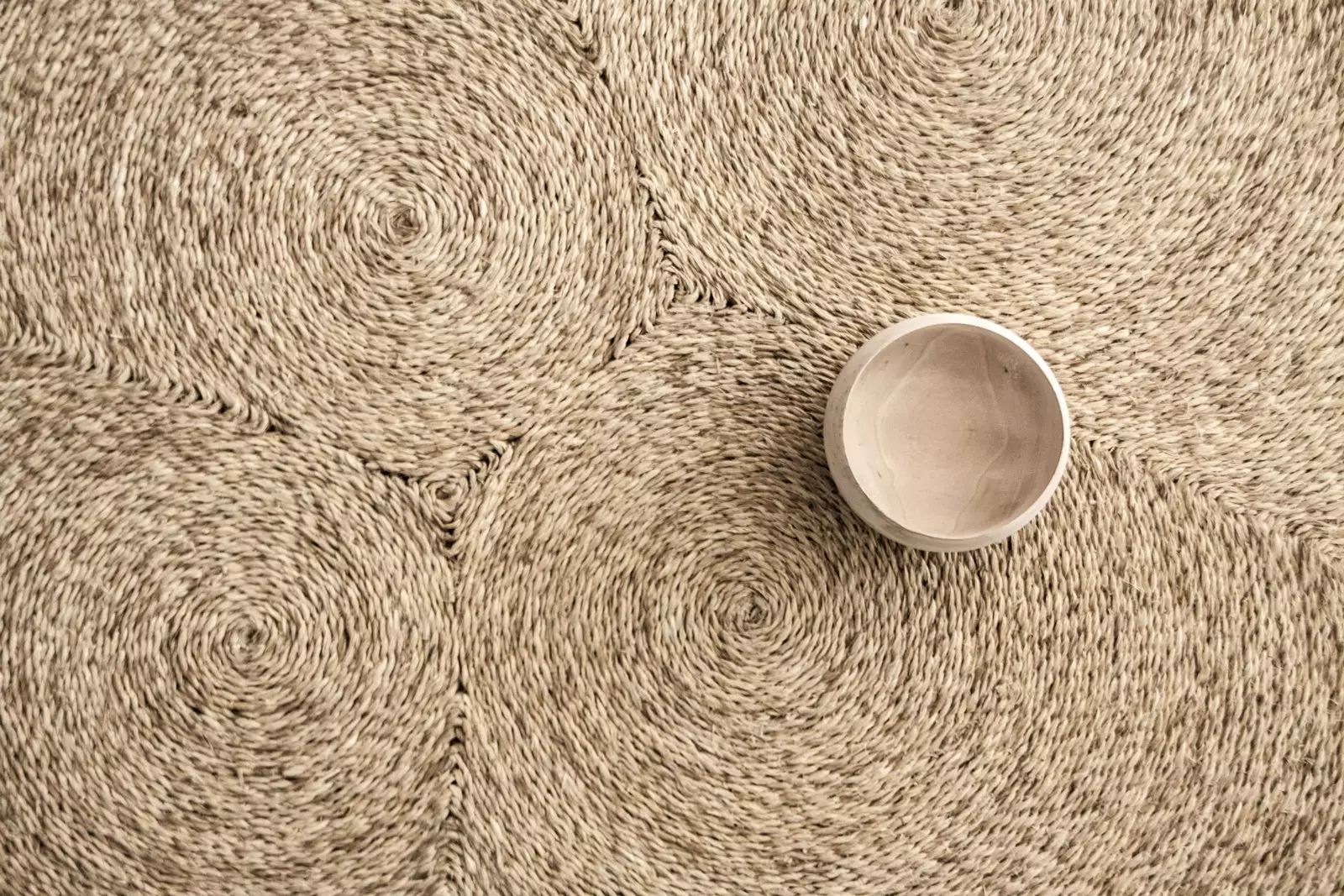 Detail of the circular pattern of the Magma carpet.